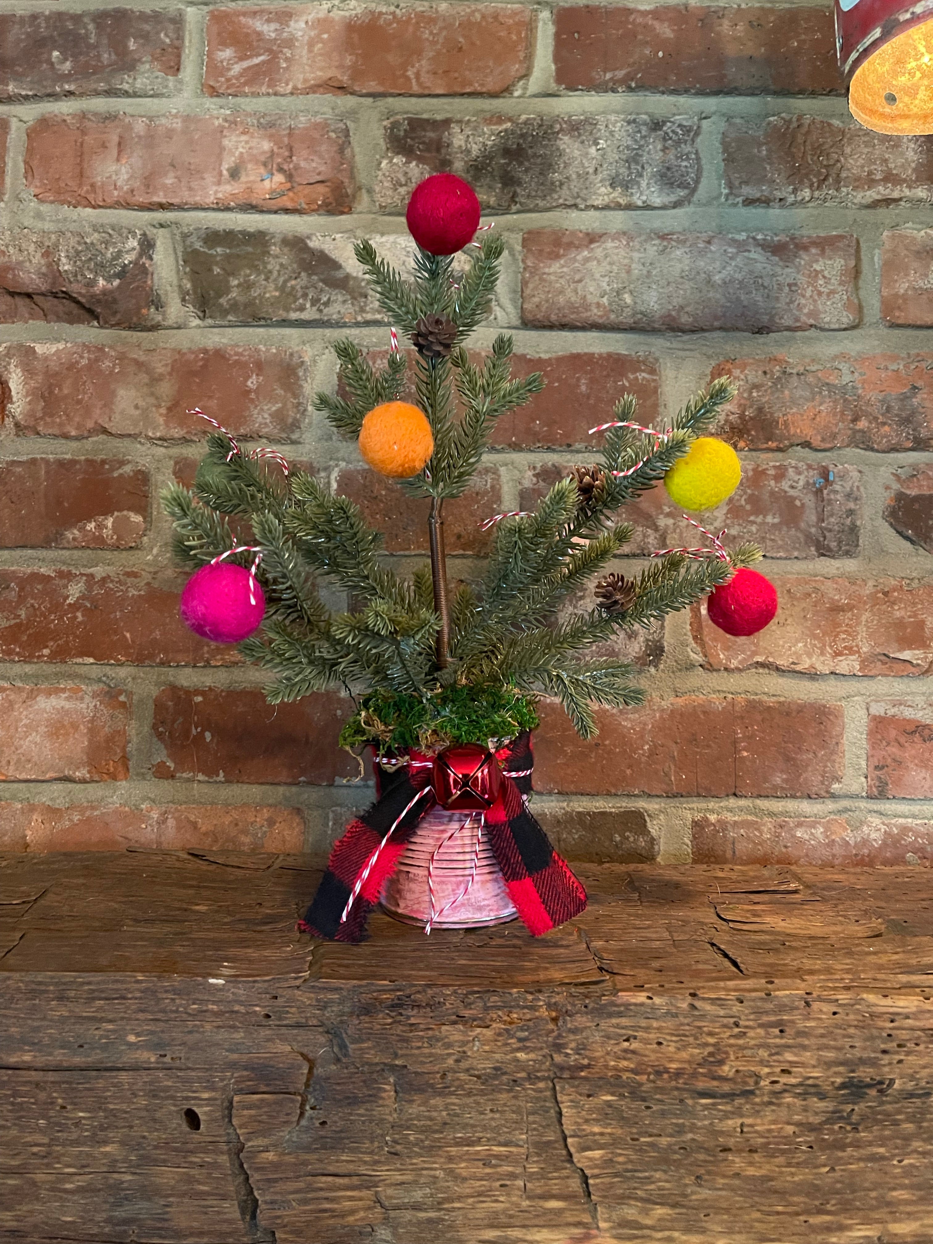 Short Charlie Brown Table Top Tree in Pink – Wild Flora Home